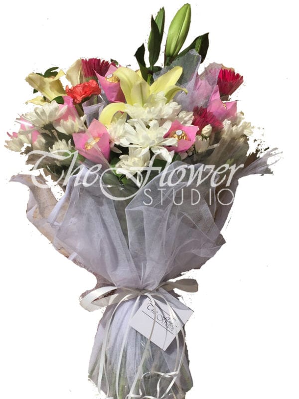 Strawberry Sundae with Ferrero Rochers | The Flower Studio